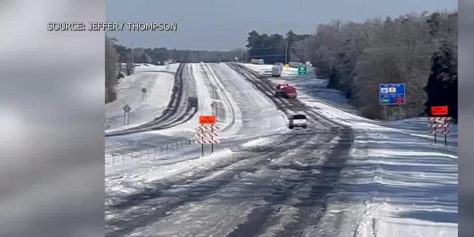 Ice storm strands hundreds of truck drivers on Mississippi interstate ...