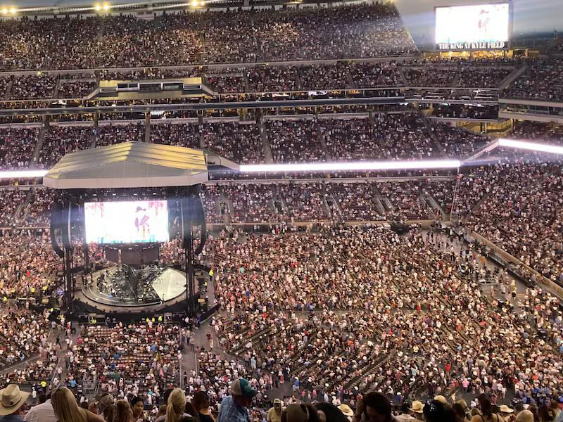 King of Concerts: George Strait sets concert attendance record with ...