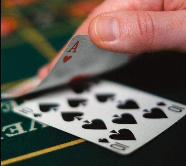 State police: Blackjack player threatened other gambler at Mohegan ...