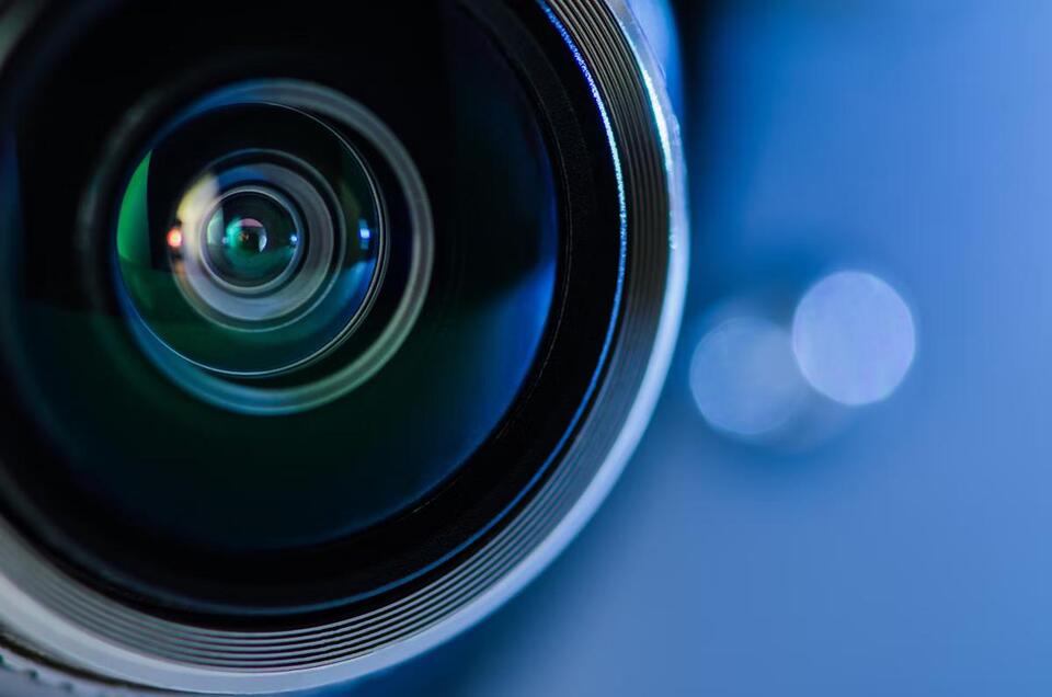 Secret dental practice bathroom camera leads to lawsuit, suicide ...