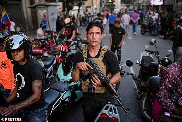 New Venezuelan leader orders secret police to hunt Trump 'collaborators ...