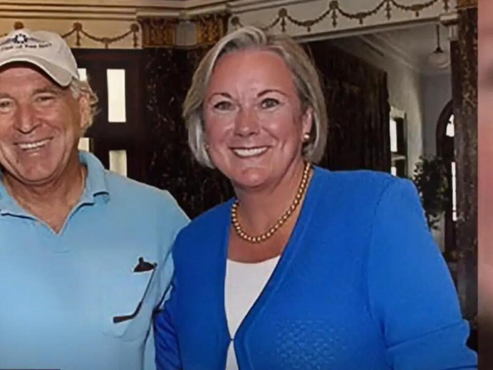 UWF President Dr. Martha Saunders reflects on friendship, memories of ...