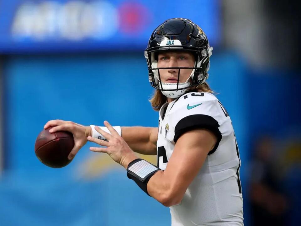 Trevor Lawrence signs massive five-year, $275 million Jaguars contract extension