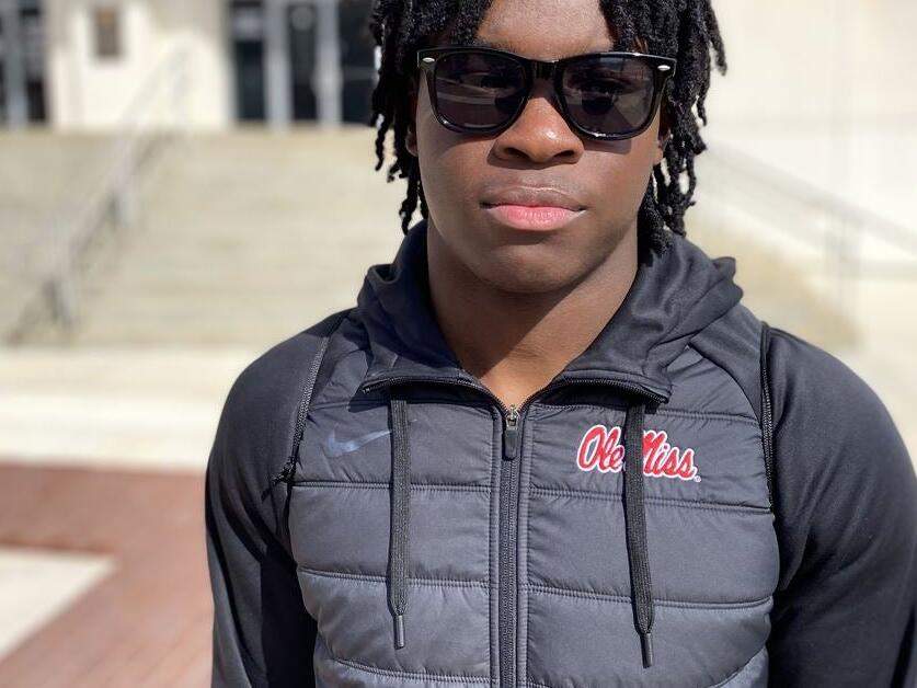 Running back Shekai Mills-Knight sets official visit to Ole Miss