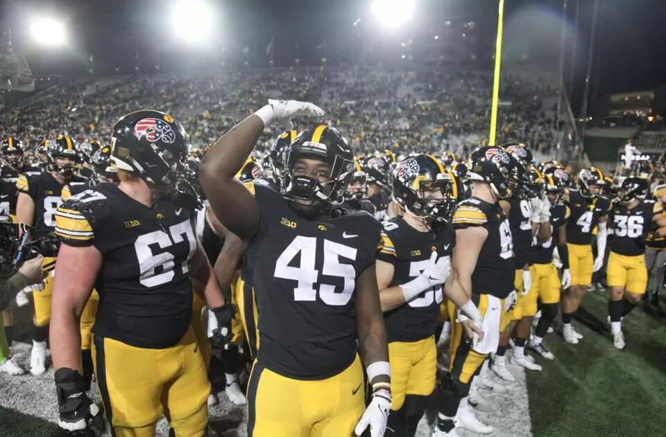 How Many Former Iowa Hawkeyes Are in the NFL in 2024? - NewsBreak
