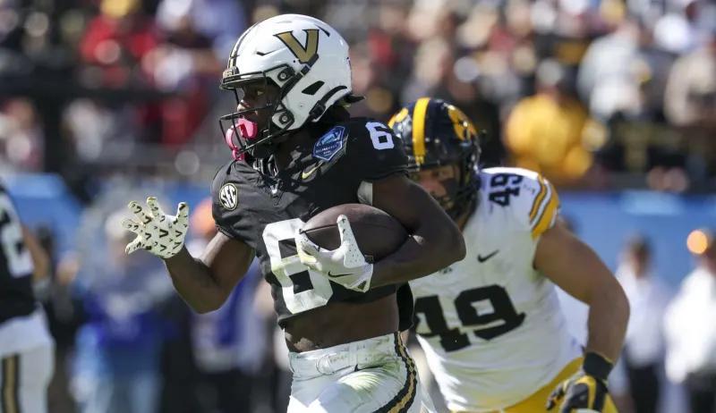 Vanderbilt receiver Tre Richardson entering NCAA transfer portal ...