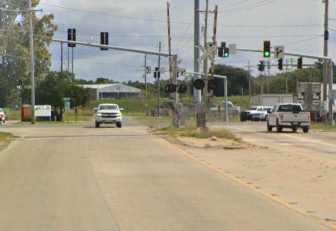 Inside Lanes Closed: Flournoy Lucas Impacted at Railroad Crossing ...