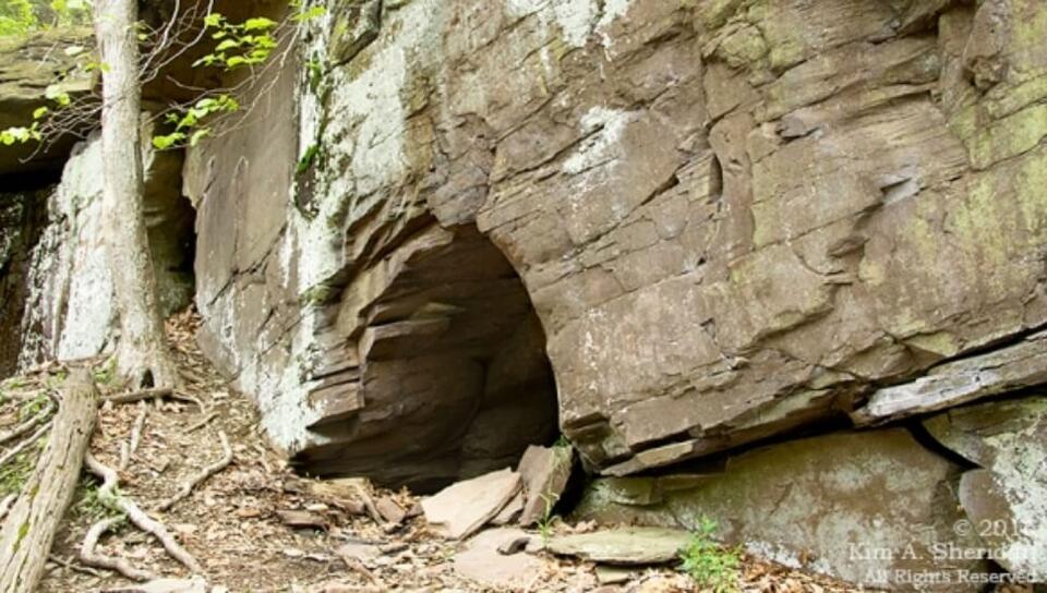 Secret Cave Found That Was Hideout for Revolutionary War Outlaws ...