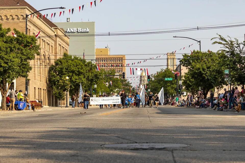 City announces new Frontier Days parade traffic plans - NewsBreak