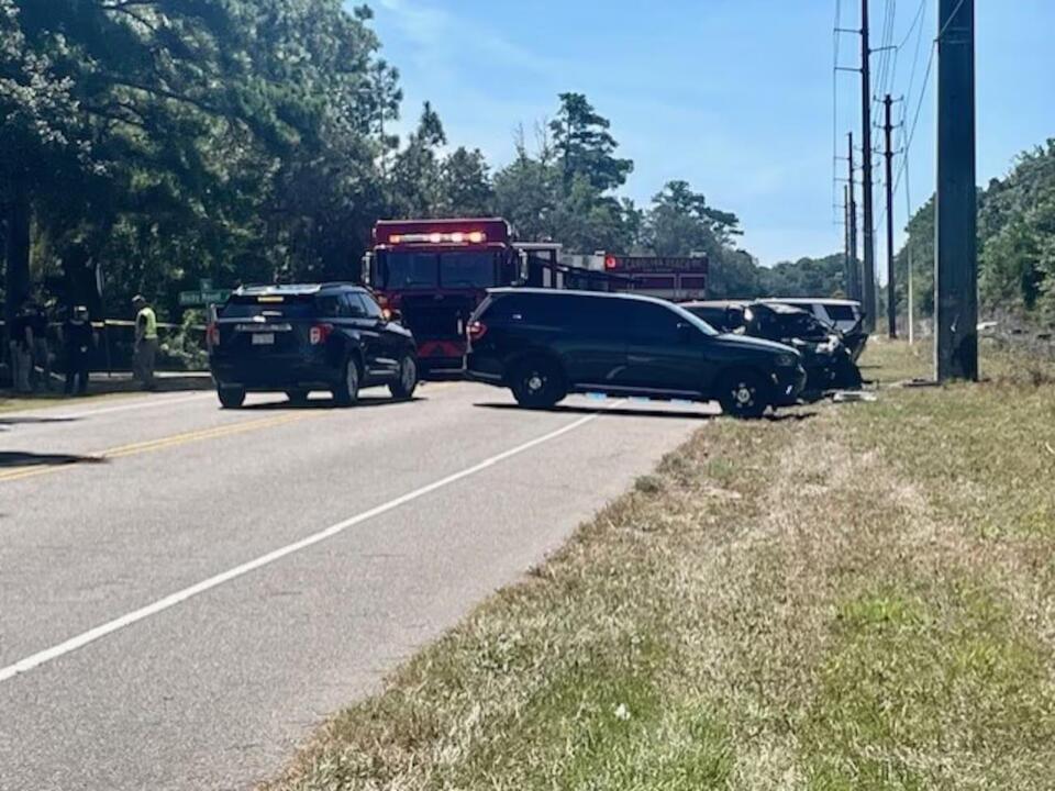 One person dead, road still closed following crash in Carolina Beach ...