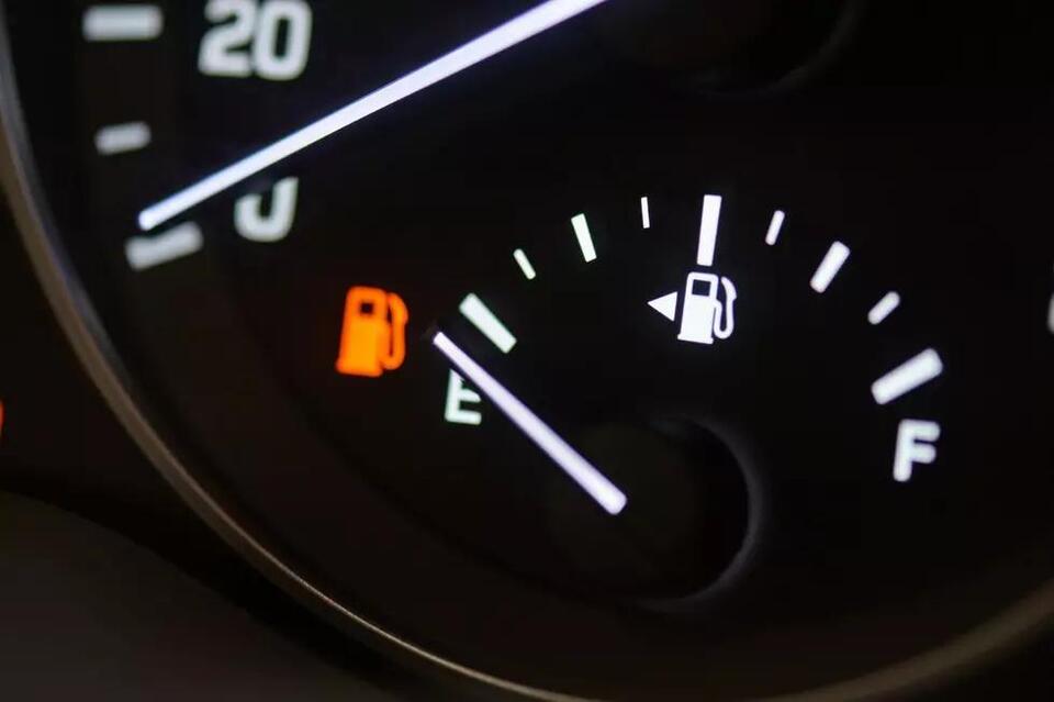 How Far Can You Drive on Empty When Your Car Says Zero Miles Left ...