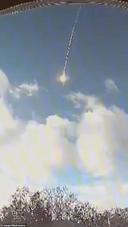 Loud boom rattles homes across multiple states as meteor crashes into ...