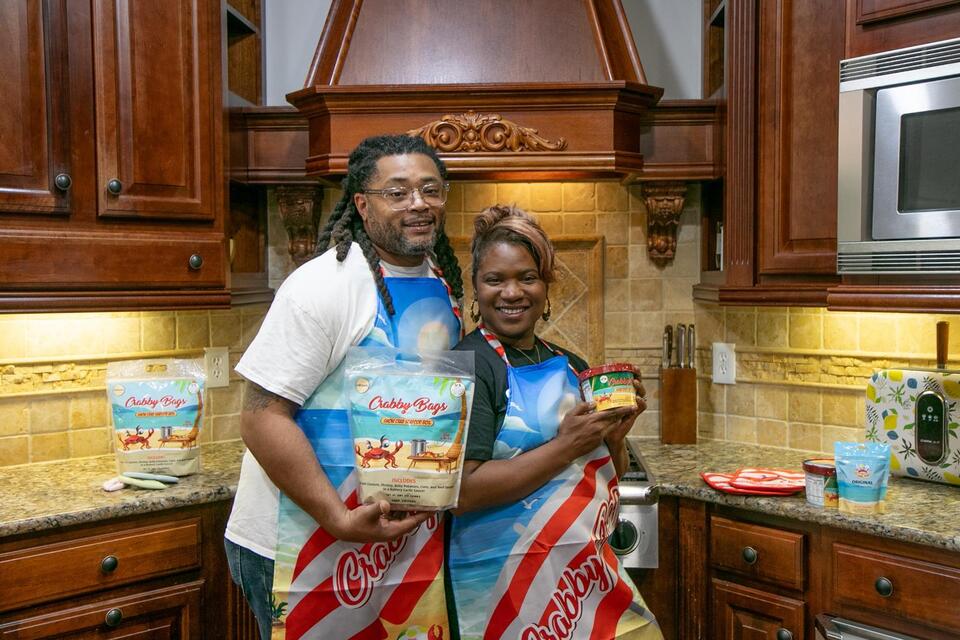 Crabby Bags Duo Brings the Ease of Seafood Boils Directly to Your Home ...
