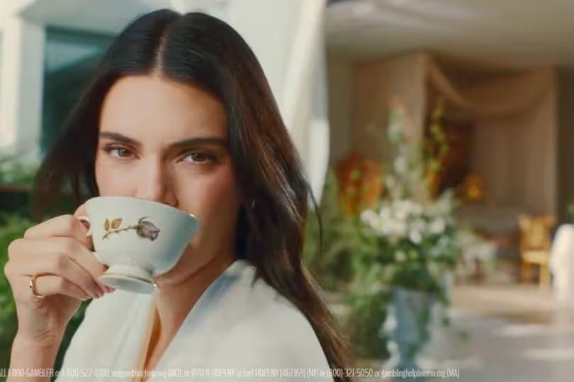 Devin Booker invites ex Kendall Jenner to 'come rub it' in cheeky clap ...
