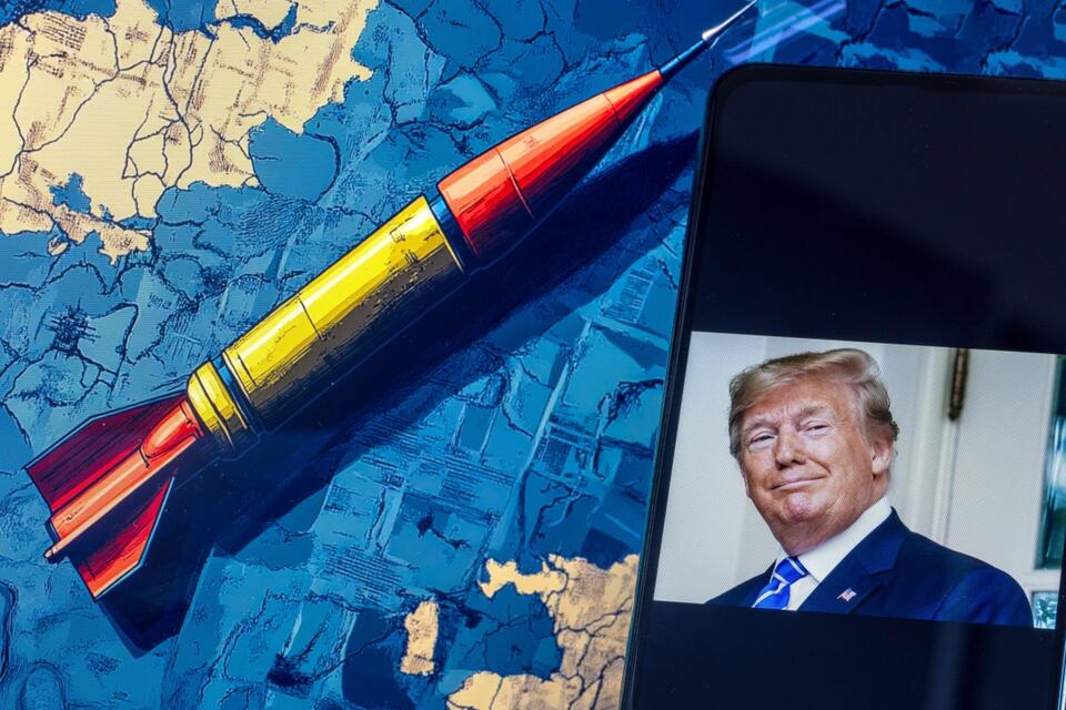 EXCLUSIVE: Trump May Launch Missiles from Warships into California this ...