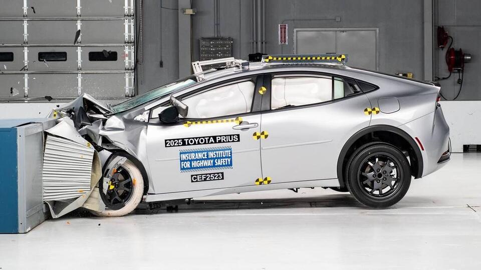 Crash Safety Tests Reveal Strengths and Flaws in Top Electric Vehicles ...