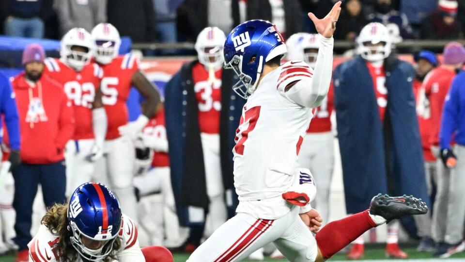 What Was That?! Giants Mocked For Embarrassing Field Goal Attempt ...