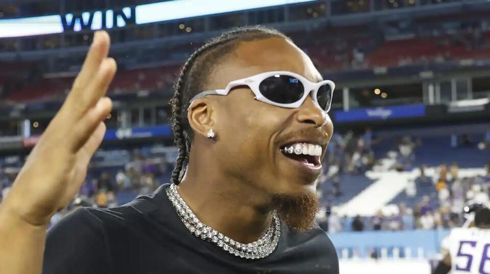 Vikings Video Reveals Justin Jefferson’s Message to Adam Thielen After ...
