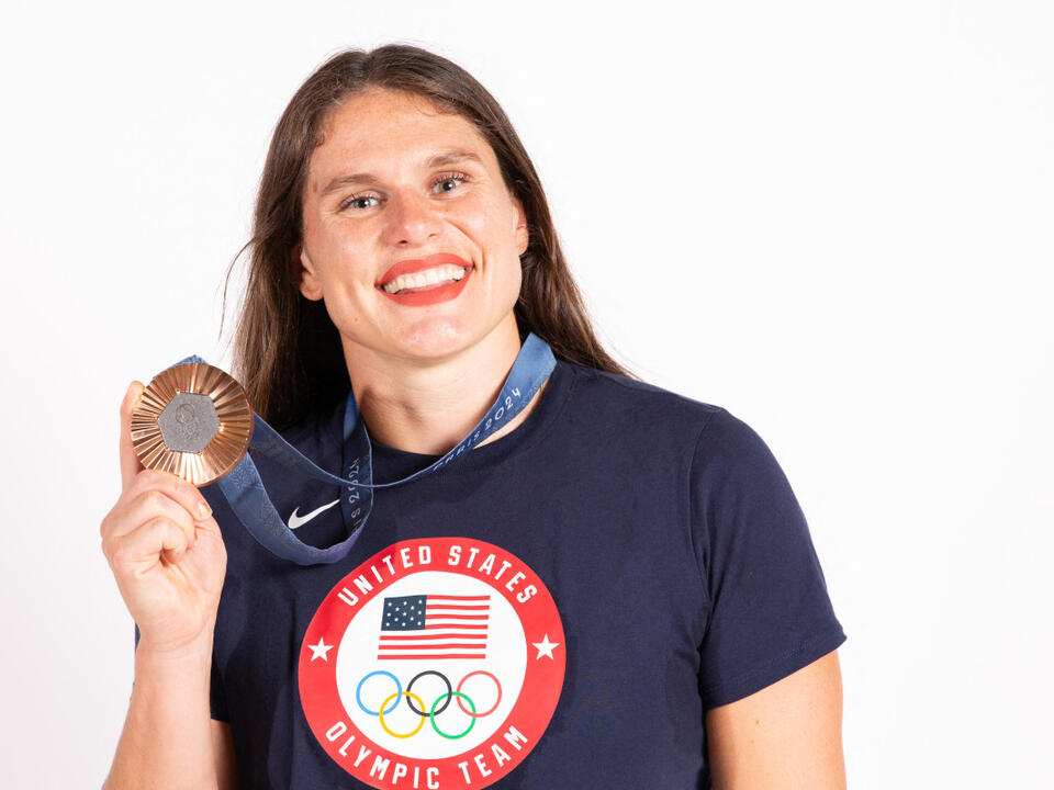 Team USA Rugby Star Ilona Maher Poses for 'SI Swimsuit' With Olympic Medal