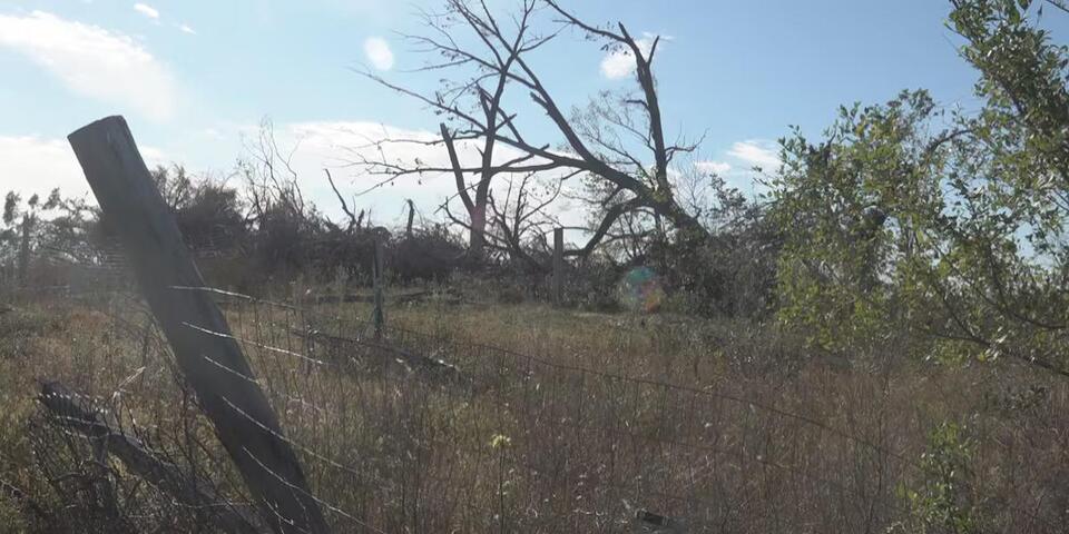 A look at the damage from the first EF-5 tornado in the U.S. since 2013 ...