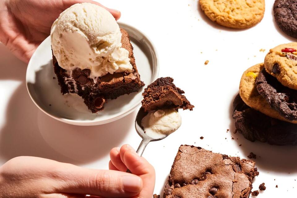 Insomnia Cookies Is Bringing Its Famous Late-Night Treats to Seattle ...