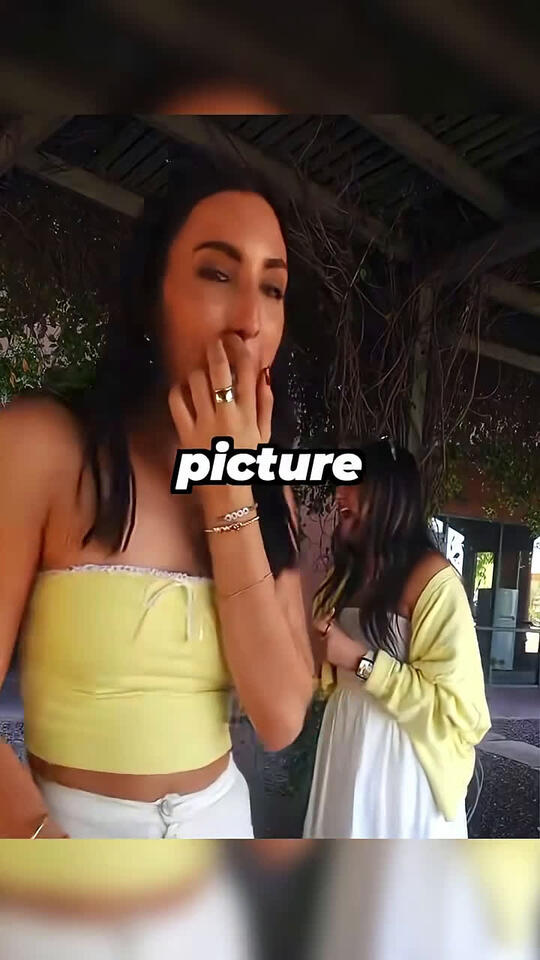 Karen gets mad at girls for accidentally taking a picture in her yard 😡 ...