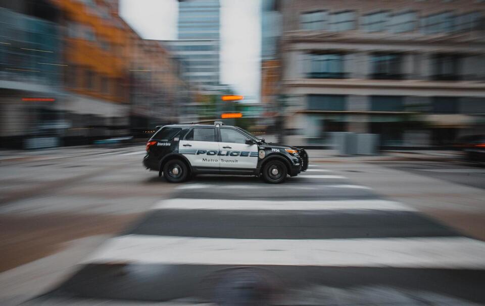 Jail Time May Become Mandatory For Fleeing Michigan Police - NewsBreak