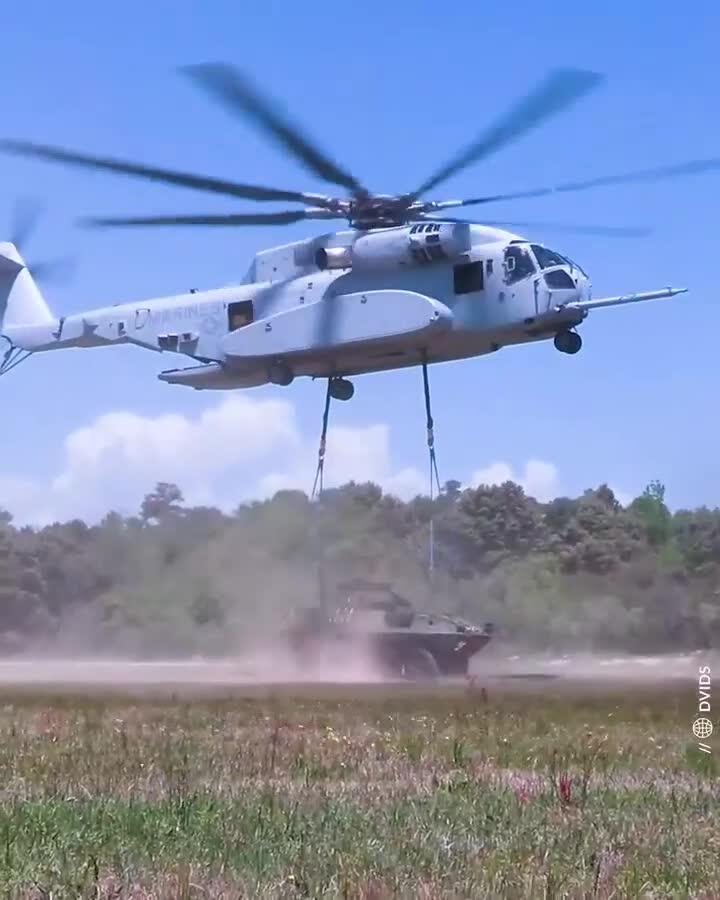 The Sikorsky CH - 53K King Stallion stands as a robust heavy - lift ...