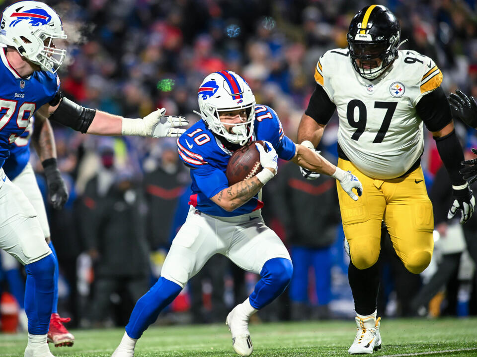 Buffalo Bills WR leaves practice early with injury at mandatory minicamp