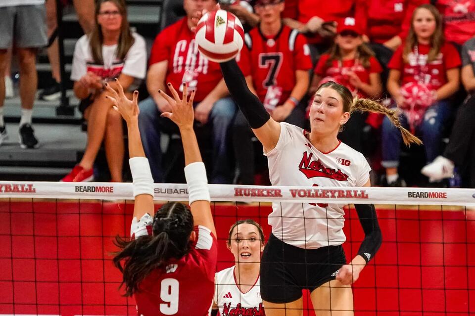 Nebraska Volleyball’s Andi Jackson Reveals the Secret To Standing Out ...