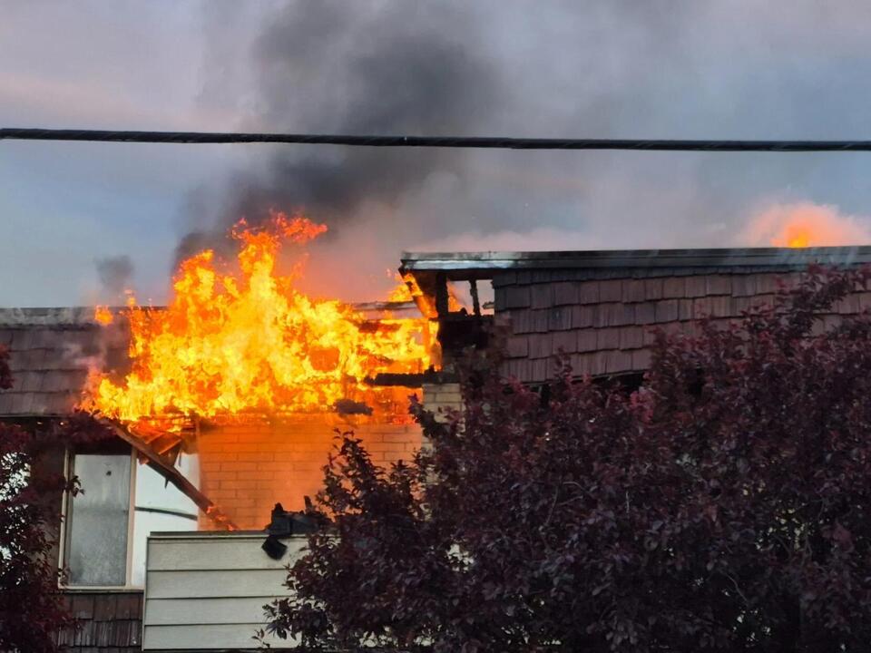 Fire Erupts at Ellensburg Apartment Complex - NewsBreak