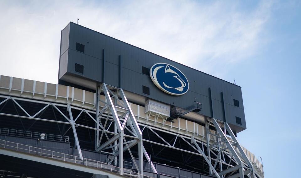 Report: Penn State to Hire Savon Huggins as Running Backs Coach - NewsBreak