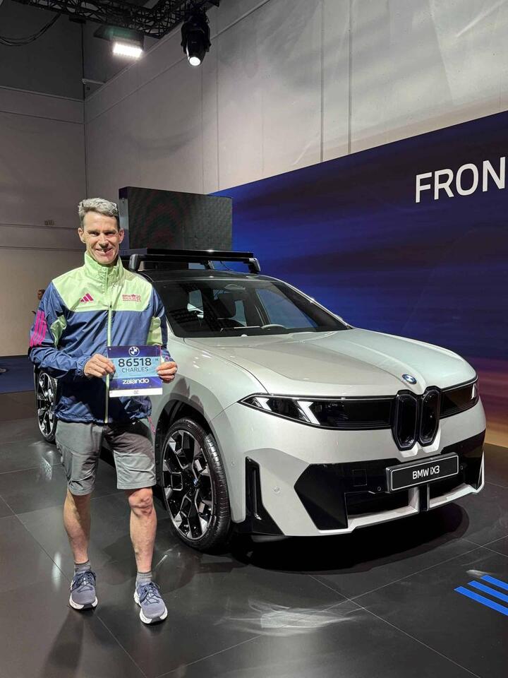 I Ran the 2025 BMW Berlin Marathon Behind BMW’s iX3 - NewsBreak