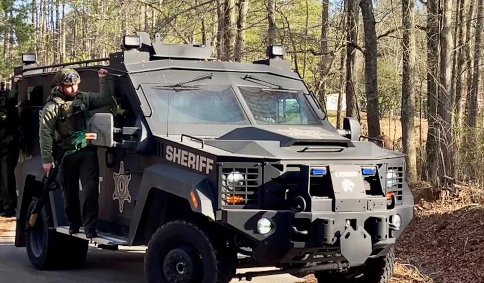 Swatting call of fake shooting, hostage situation brings onslaught of ...