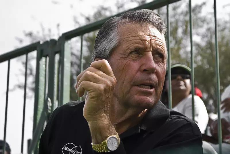 "Gave Her a Kiss": Gary Player Details Unusual Moment With Female Fan ...