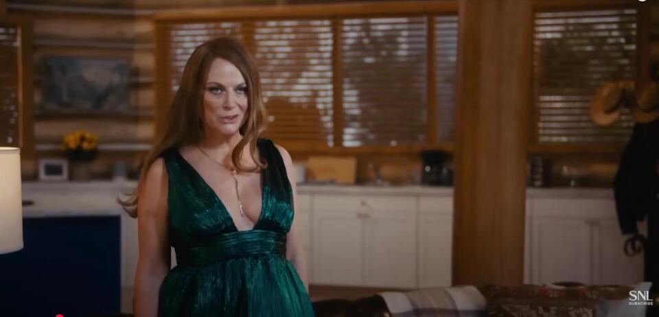 Cast Members React To SNL Spoof Of ‘The Hunting Wives’ - NewsBreak