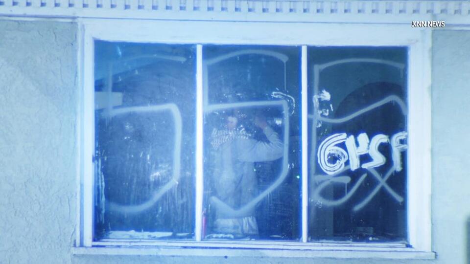 Caught On Camera Lapd Opens Fire On Barricaded Suspect In South Los