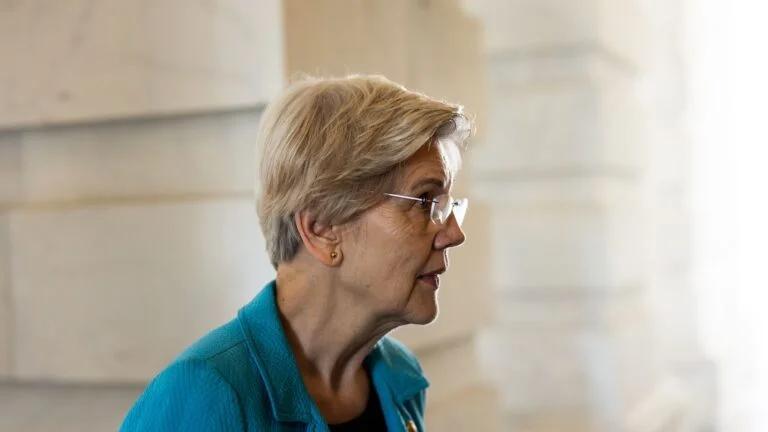 In late night appearance, Warren continues to dig in against Vance ...