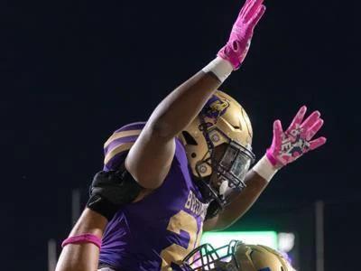 ‘We’re Denton High School’: Broncos set for playoff return after years ...