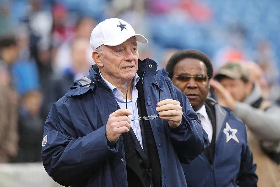 Judge expected to rule on whether Jerry Jones will have to provide a ...