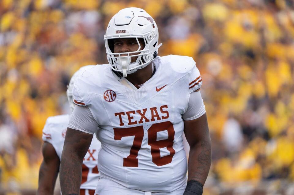 Texas’ Kelvin Banks Jr. a game-time decision for SEC championship vs ...