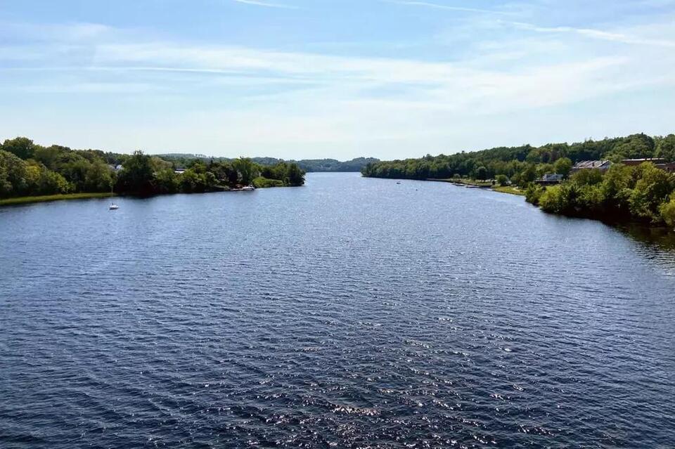 RV Crashes into River in Idaho With 2 People and a Dog Inside - NewsBreak