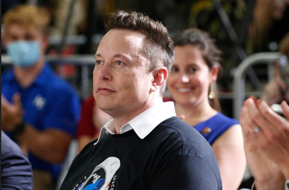 Elon Musk’s Alleged Baby Mama Sells Her Tesla, Claims Musk Cut Her ...