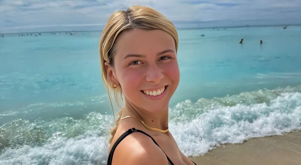Fans Are Losing It Over ‘Hawk Tuah Girl’ Hailey Welch’s Jaw-Dropping ...