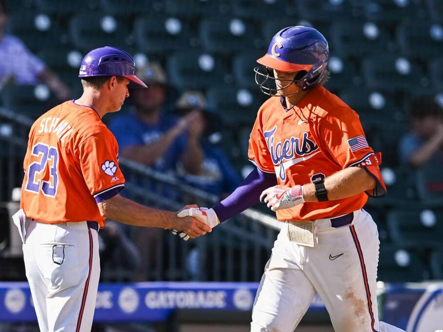 Clemson Walks It Off Over Louisville In Final Game of Pool Play ...