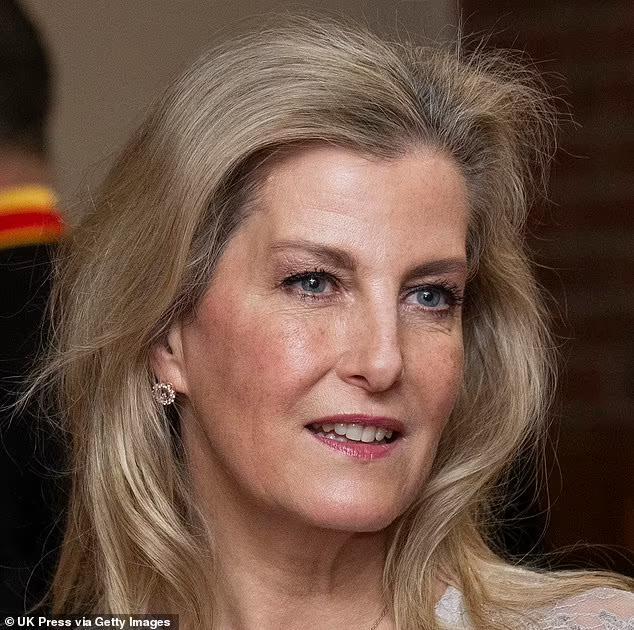 How to recreate signature royal make-up looks as seen on Kate Middleton ...