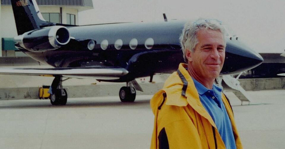 Missing minute in Jeffrey Epstein jail security video resurfaces ...