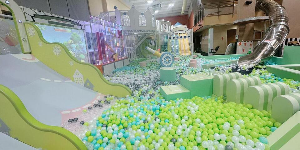 Dig N’ Roll indoor playground hosts grand opening in Evansville - NewsBreak