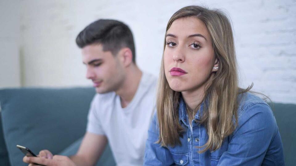 15 Things You Shouldn't Do When Someone Shows No Interest in You ...