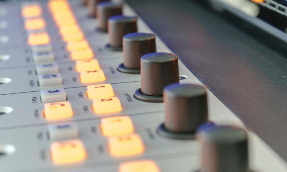 Democrat De’Keither Stamps wins central district public service ...